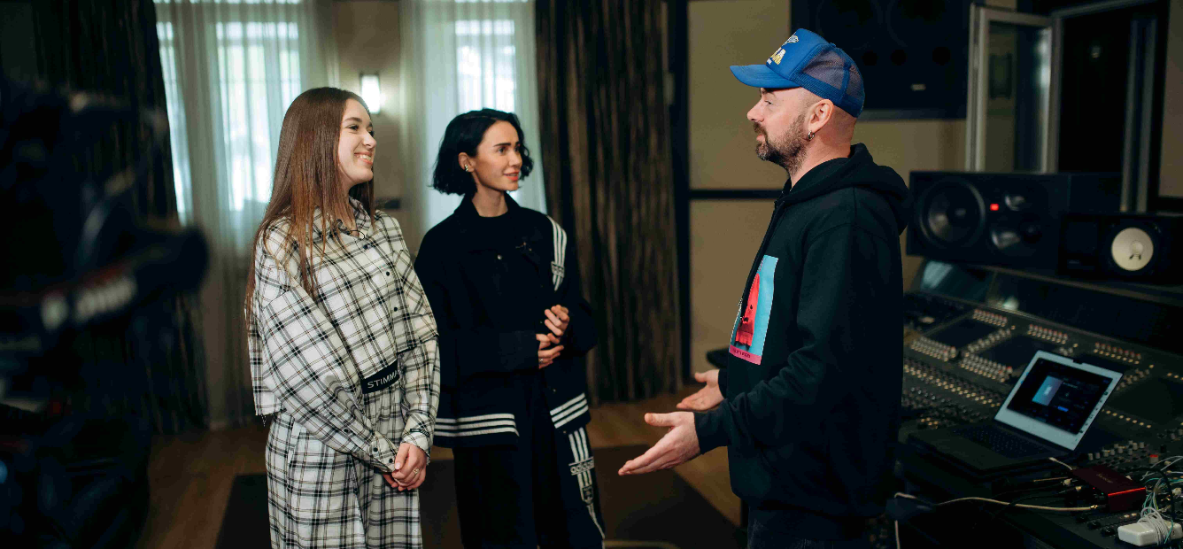 "This is the best day in 17 years": The ADAM band recorded a song with ...